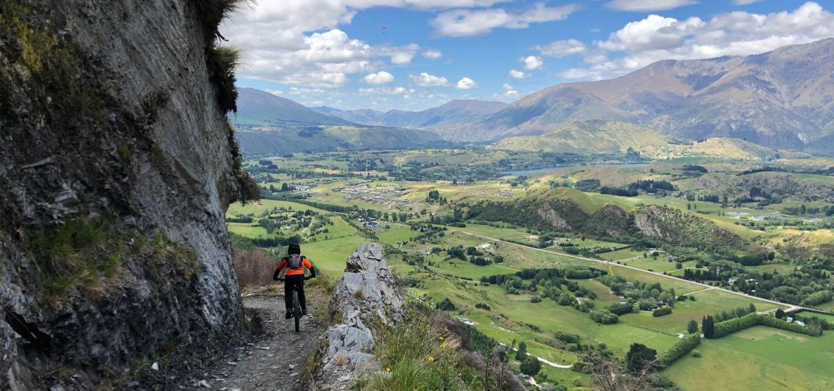 Lake Dunstan Trail Return Trip | Official Queenstown Website