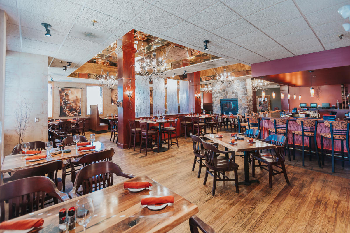 Twigs Tavern & Grille | Rochester, MN 55902