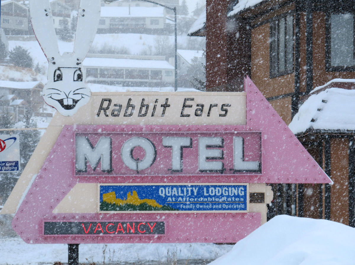 Rabbit Ears Motel | Hotels and Motels | Steamboat Springs, CO