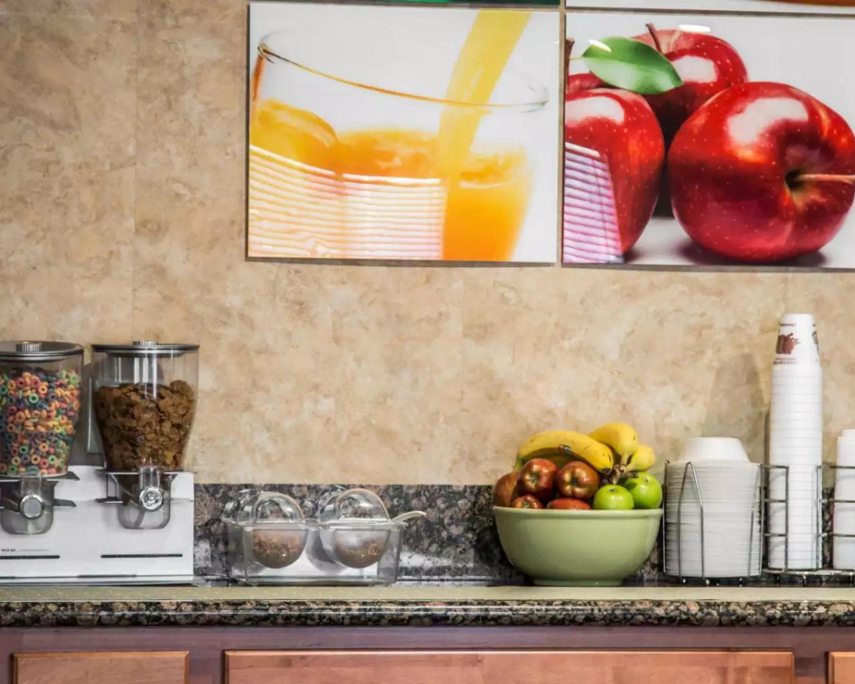 Quality Inn Temecula Valley Wine Country | Temecula, CA