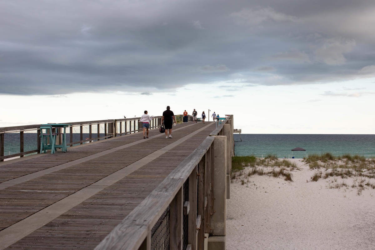 Navarre Beach Fishing Pier in Navarre | VISIT FLORIDA