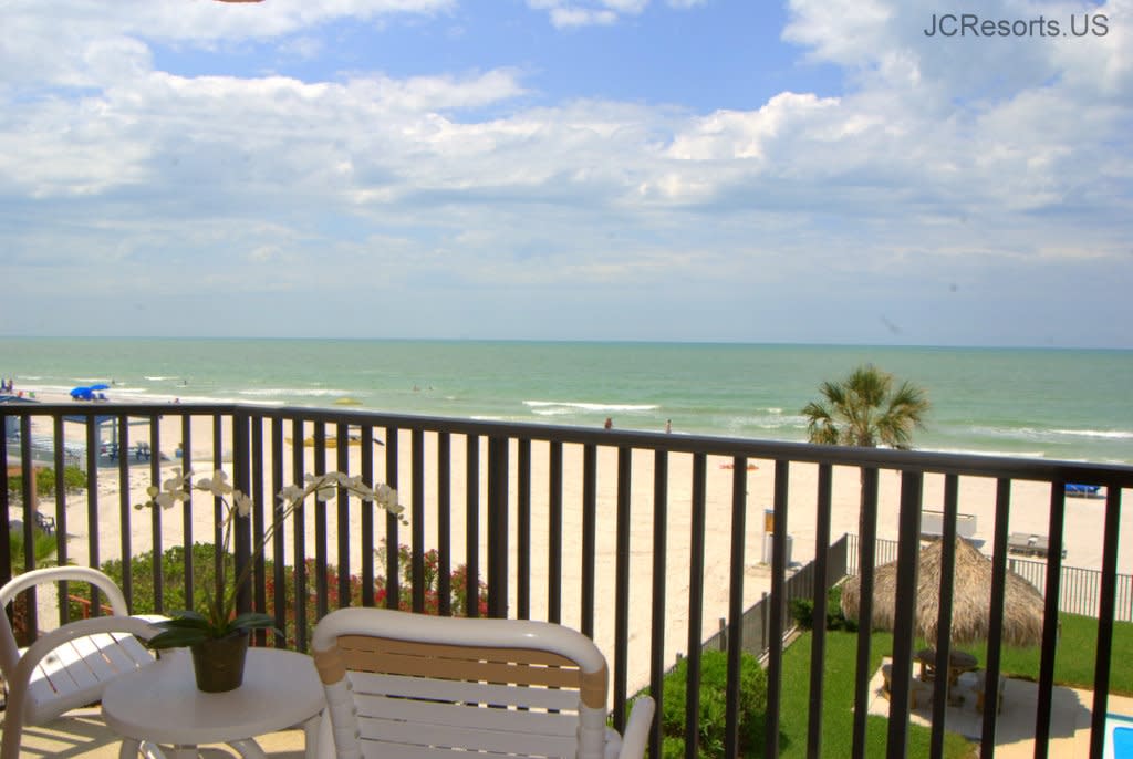 JC Resorts Beachfront Vacation Rentals in North Redington Beach | VISIT ...
