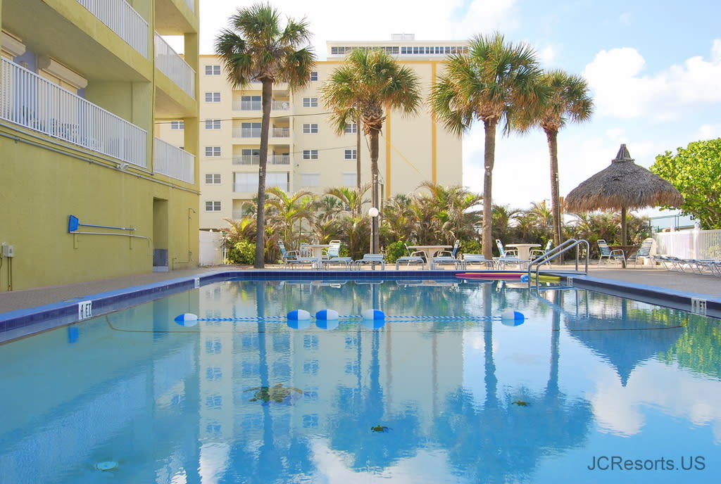 JC Resorts Beachfront Vacation Rentals in North Redington Beach | VISIT ...