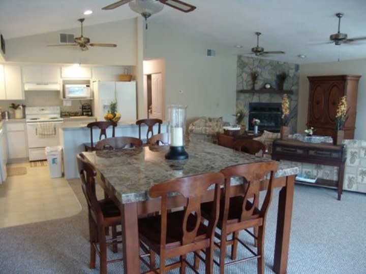 The Chart House - Bimini Suite & Key West Suite in Crystal River ...