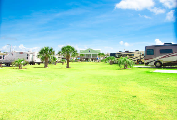 Pensacola Beach RV Resort in Pensacola | VISIT FLORIDA