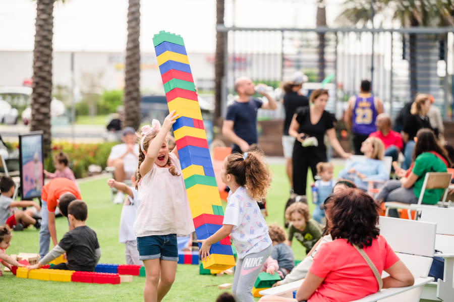 Dania Pointe in Dania Beach | VISIT FLORIDA