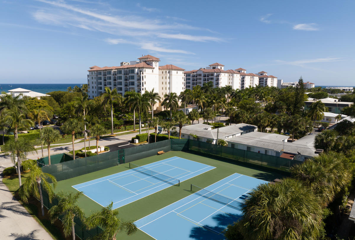 Marriott's Ocean Pointe in Palm Beach Shores | VISIT FLORIDA