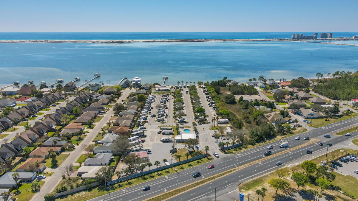 Emerald Beach RV Park in Navarre | VISIT FLORIDA