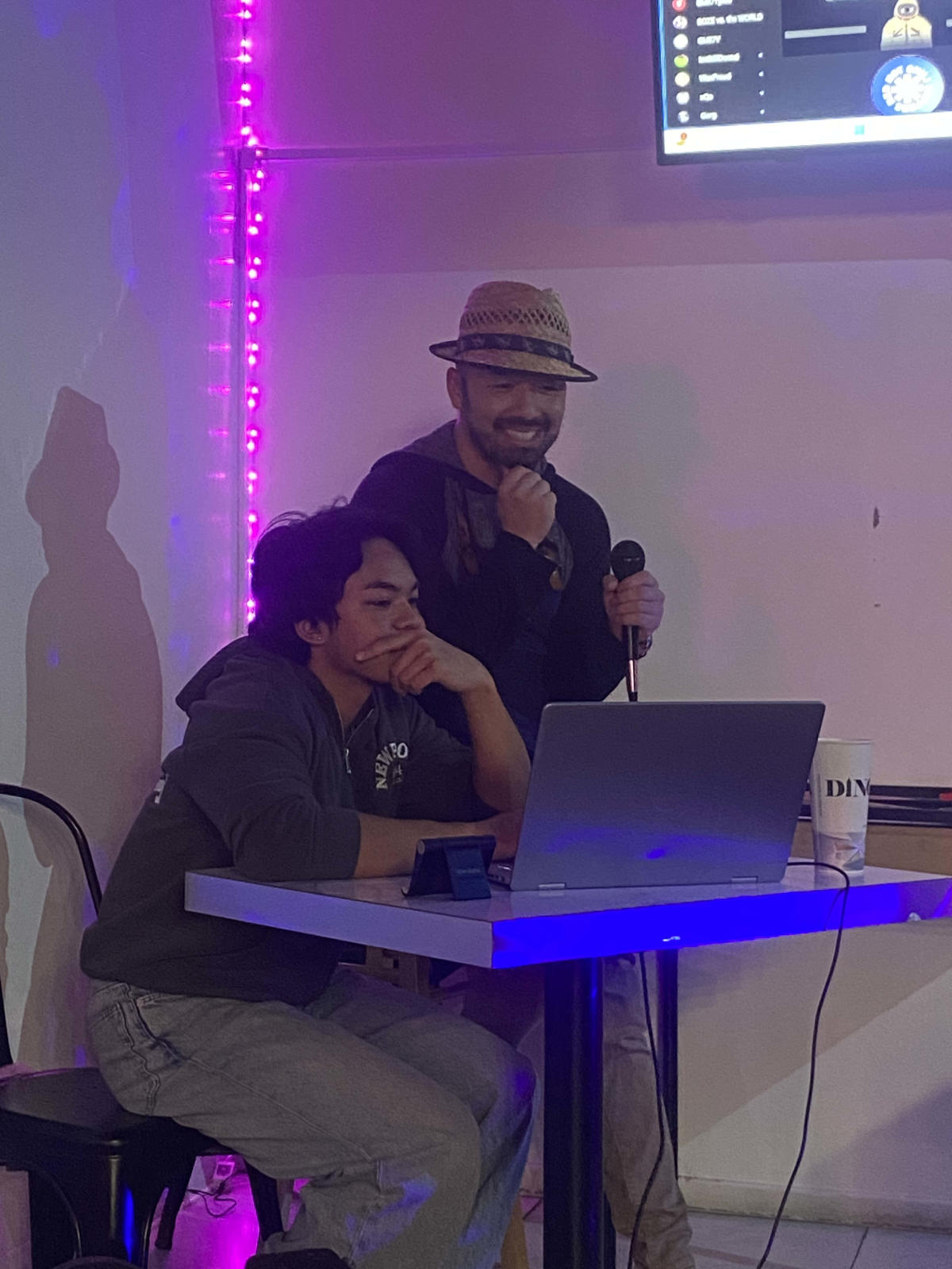 Karaoke Night @ Ding Tea Augusta