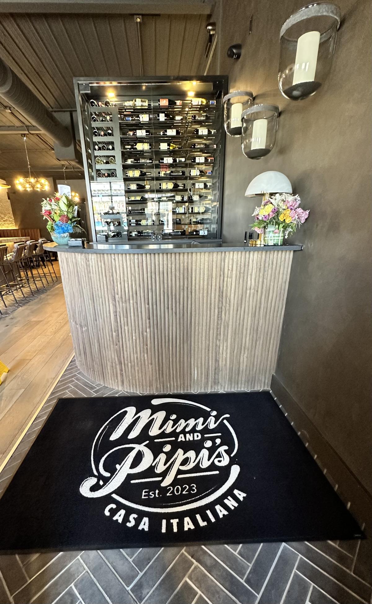 Mimi and Pipi's