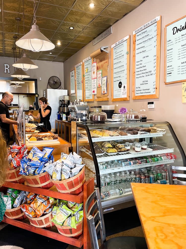 CRU Café | Newport, RI 02840