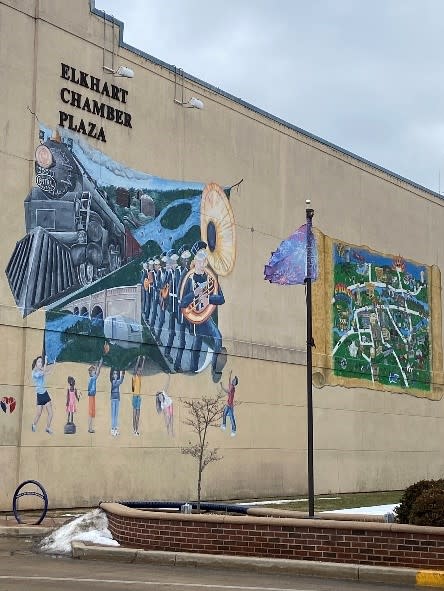 Attractions in Elkhart & Banner of Elkhart Duo Murals | Elkhart, IN 46516