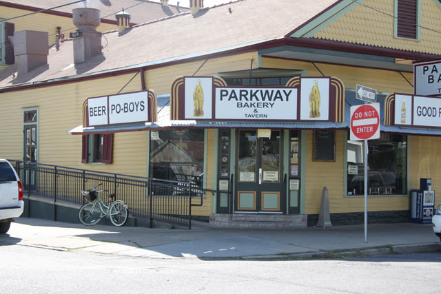 Parkway Bakery & Tavern