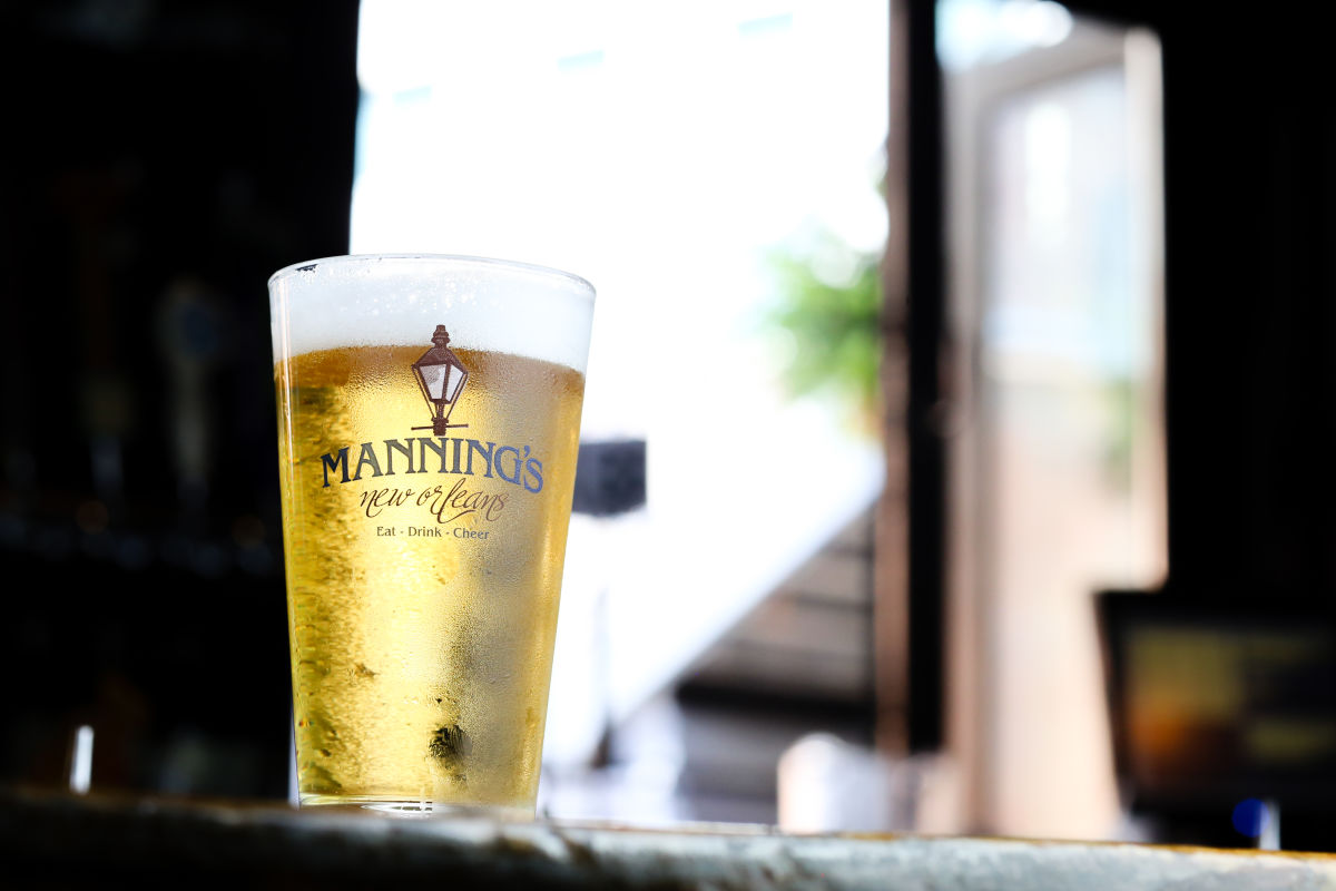 Manning’s Sports Bar and Grill