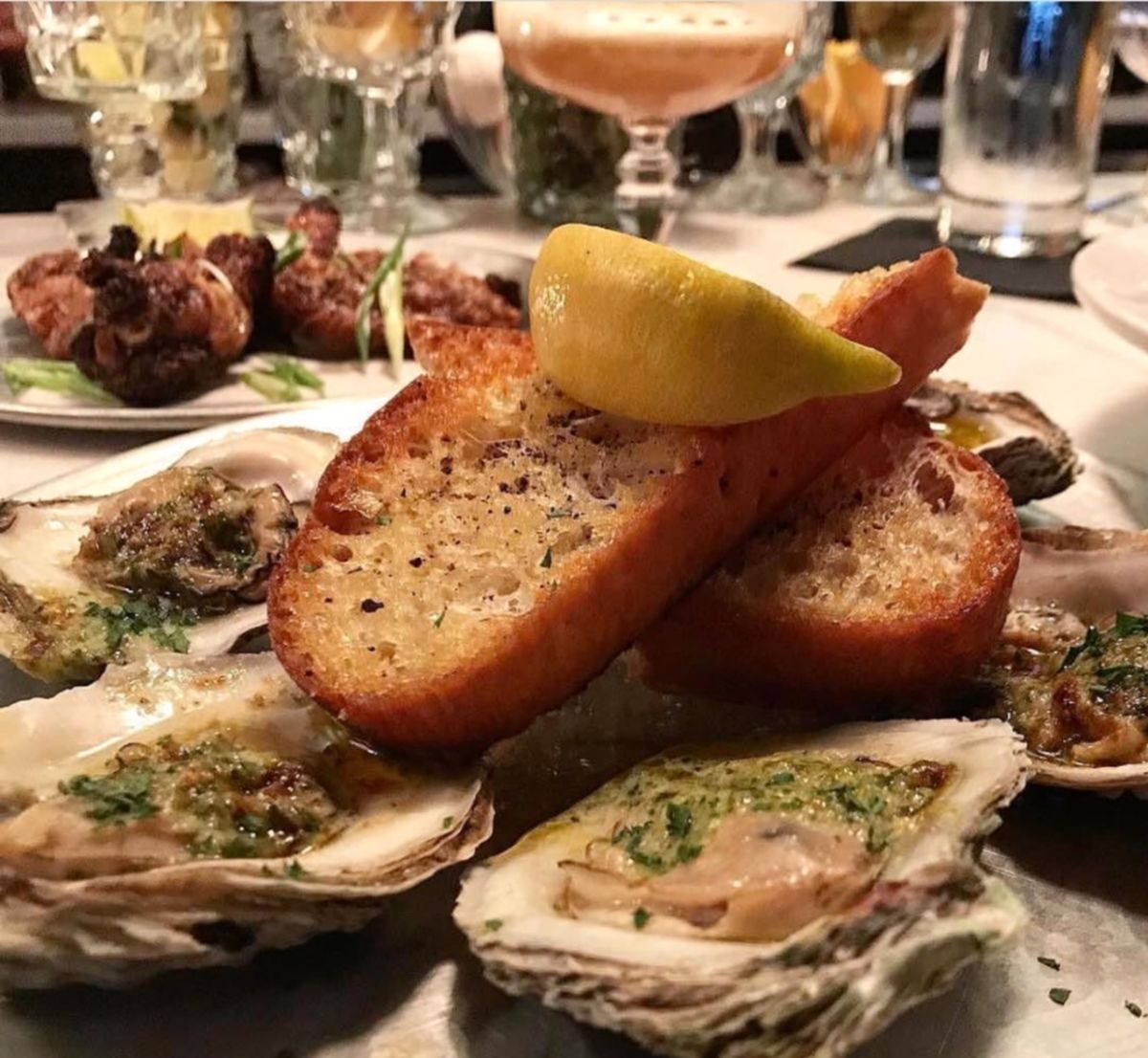 Hummingbird | Raleigh, NC 27604