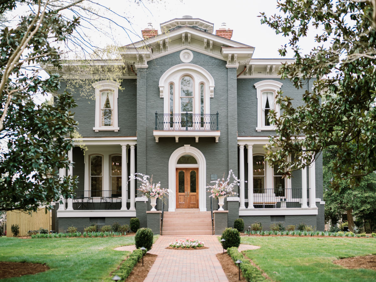 Heights House Hotel | Raleigh, NC 27603