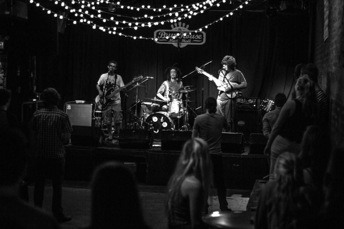 The Pour House Music Hall & Record Shop | Raleigh, NC 27601