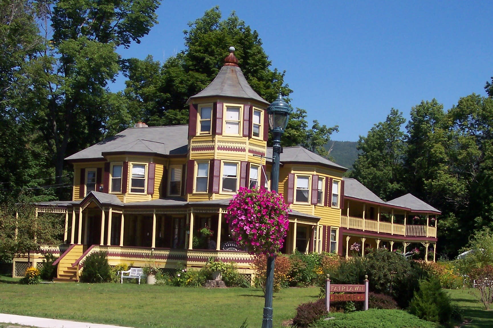 Fairlawn Inn | Hunter, NY 12442
