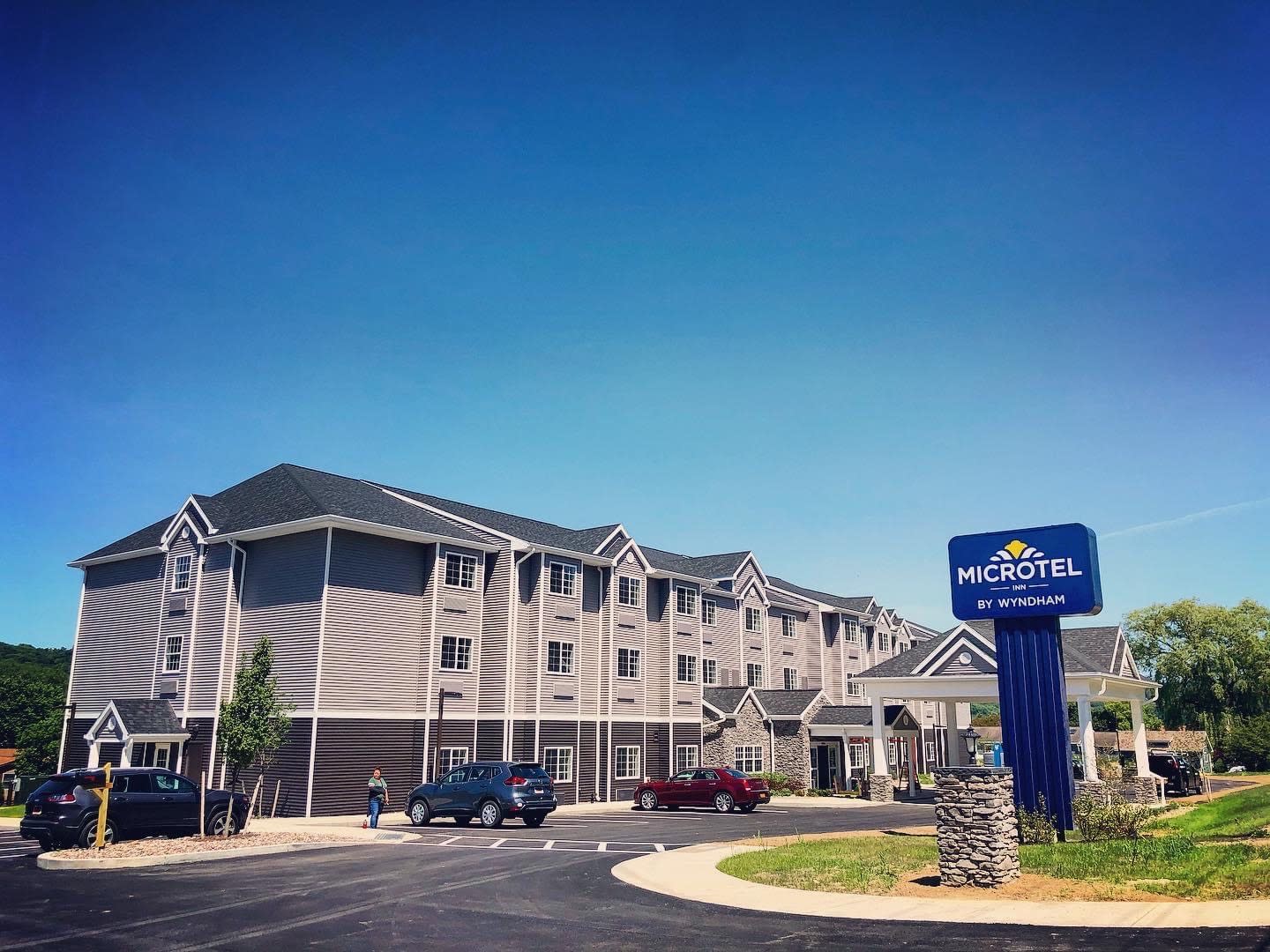 Microtel Inn & Suites | Warsaw, NY 14569