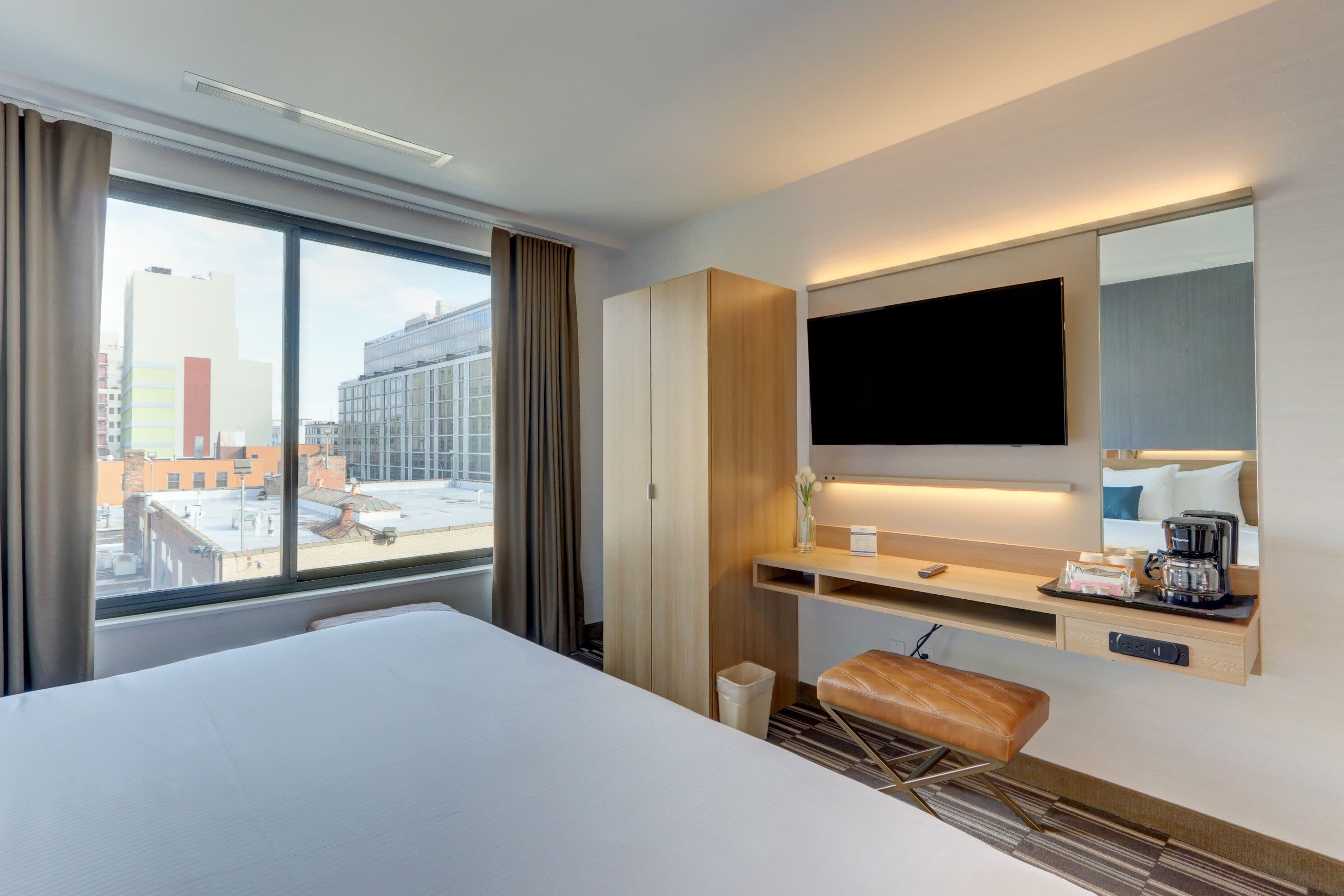 Microtel Inn by Wyndham | Queens, NY 11101