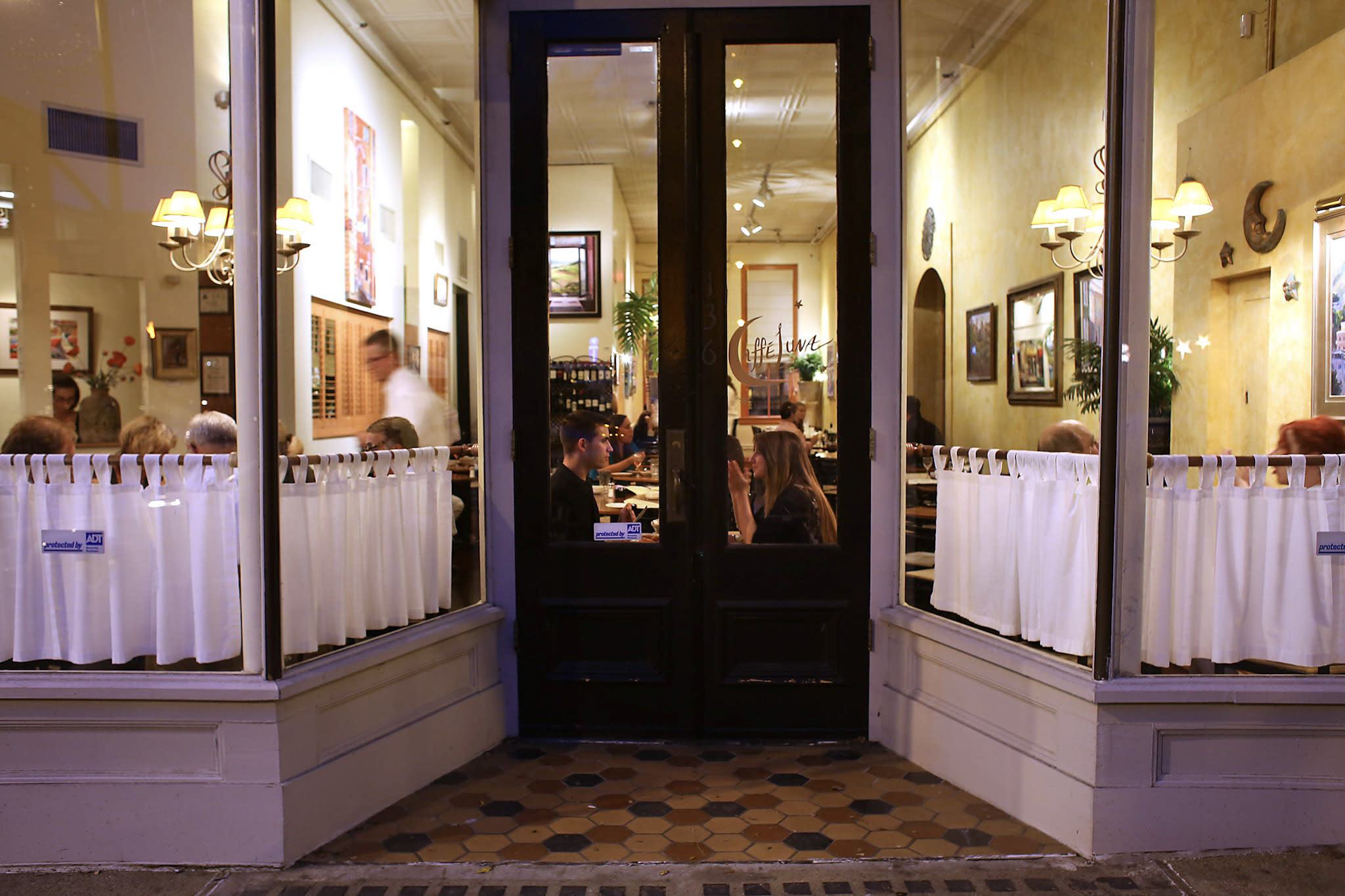 Caffe Luna | Raleigh, NC 27601