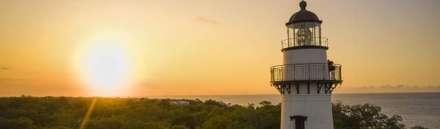 simone battle lighthouse