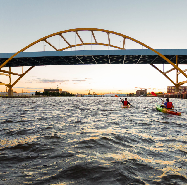 VISIT Milwaukee - Milwaukee Bridges