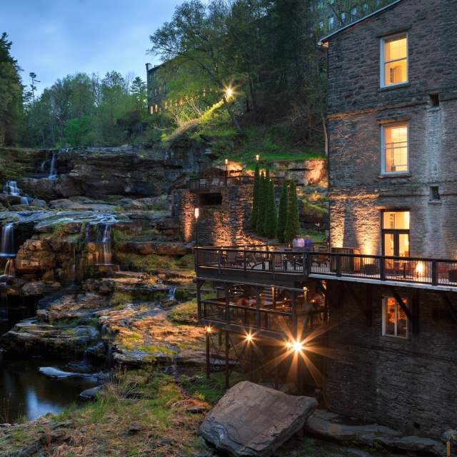 Places to Stay in the Poconos | Hotels, Resorts, Cabins & Cottages