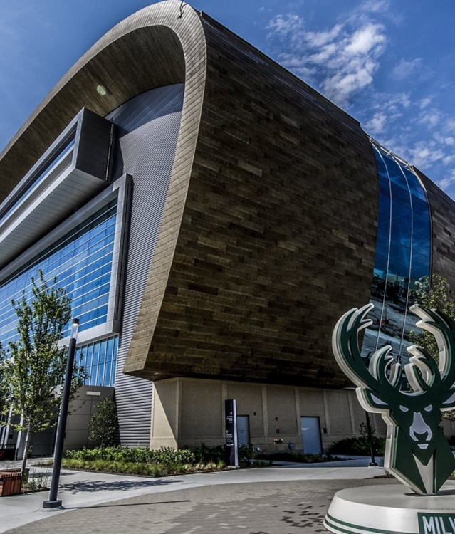 Fiserv Forum Milwaukee | Basketball Court & Concert Venue