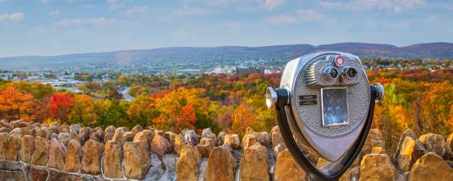 Things To Do in Scranton in Fall | Halloween & Foliage