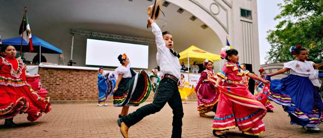 hispanic traditions examples