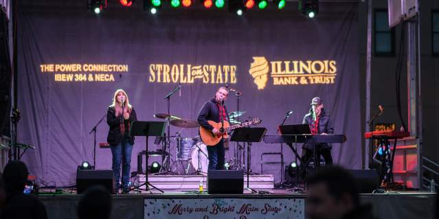 Stroll On State | Holiday Celebration in Rockford, IL