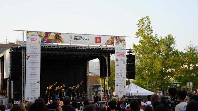 performance the living