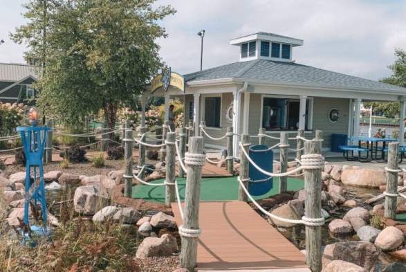 Harbor Pointe Mini Golf