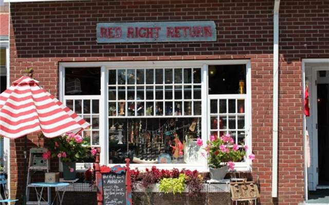 Red Right Return | Block Island, RI