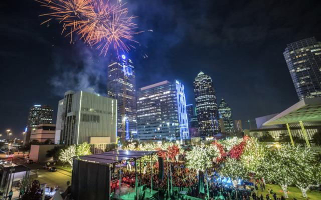 Reliant Lights Your Holidays 2025