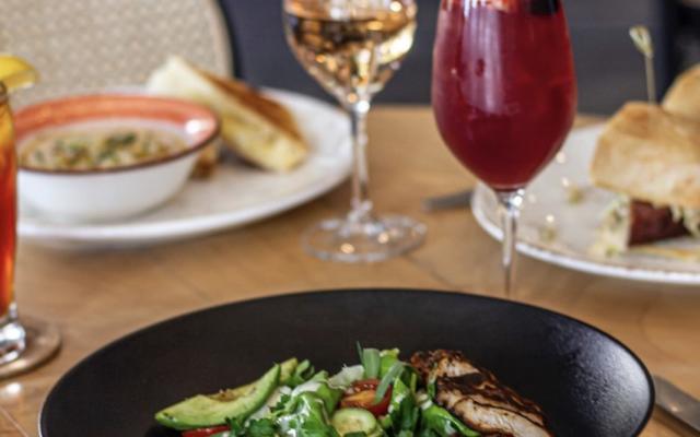 Knox Bistro