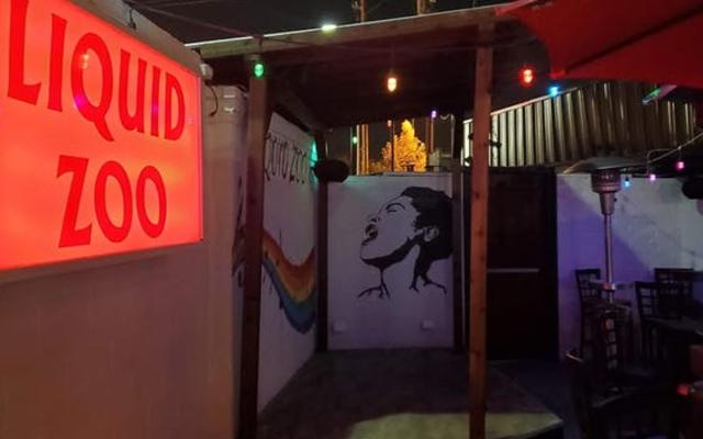 Liquid Zoo Bar & Grill