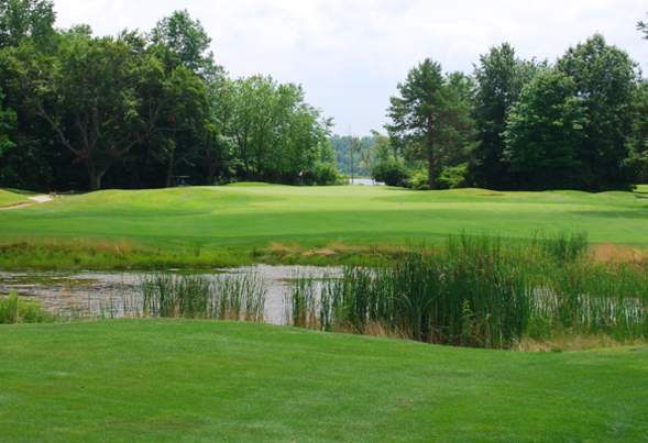 Hit the Links at Sugarbush Golf Club – Playeasy Stories