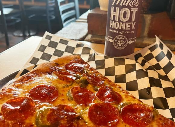 Aj's pizza store