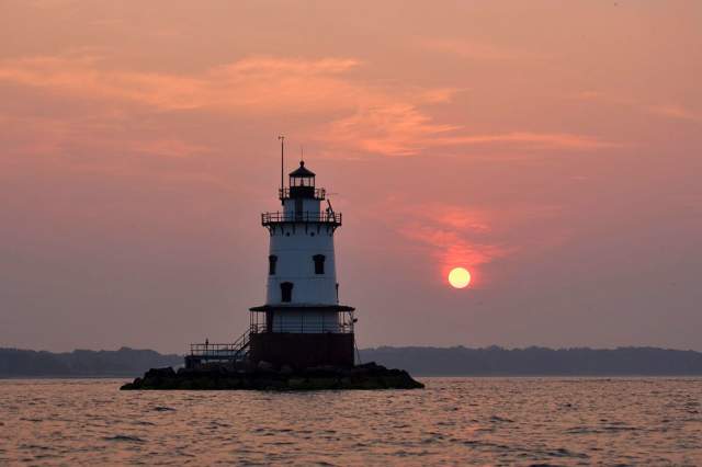 CONIMICUT LIGHTHOUSE | Warwick, RI
