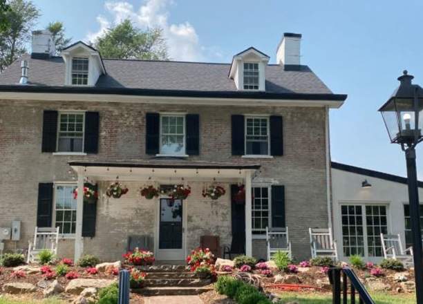 Fox Creek Farm Inn