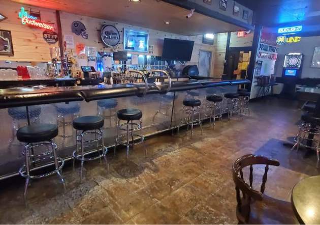 Cruiser's Neighborhood Bar