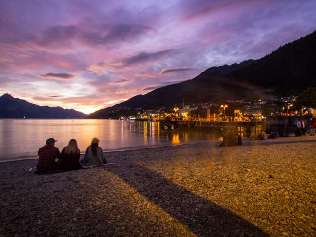 Best Places to Catch the Sunrise & Sunset in Queenstown