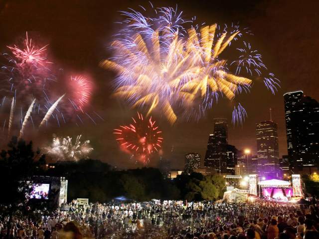 Houston July 4th Events | Find Fireworks, Concerts, Parades & Shows