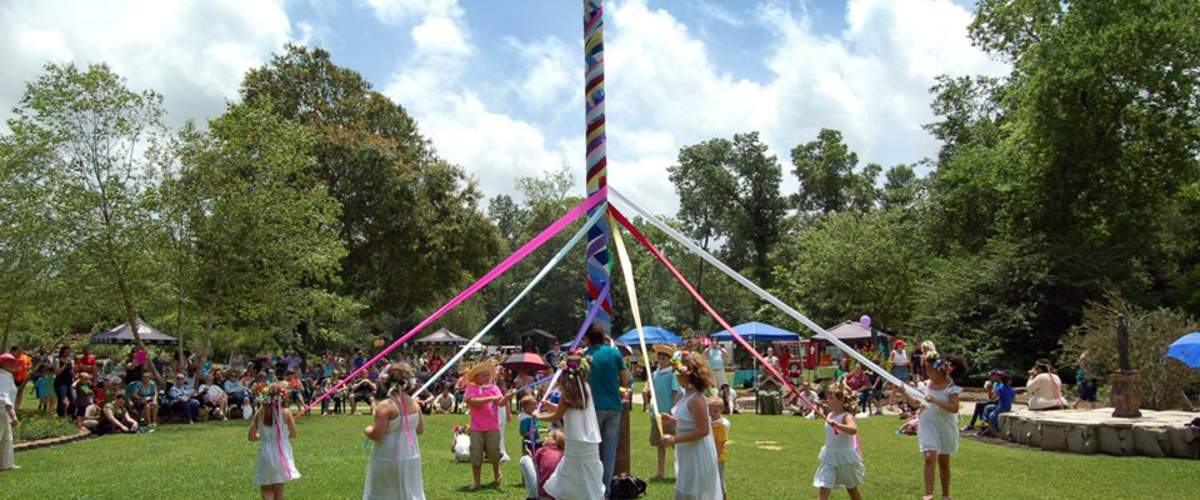 maypole 090