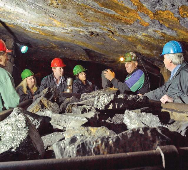 Inside A Coal Mine Coal Industry On Track For Record Low In Mining