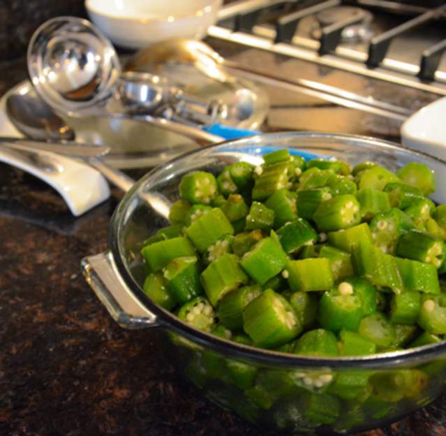 how long to cook okra on stove