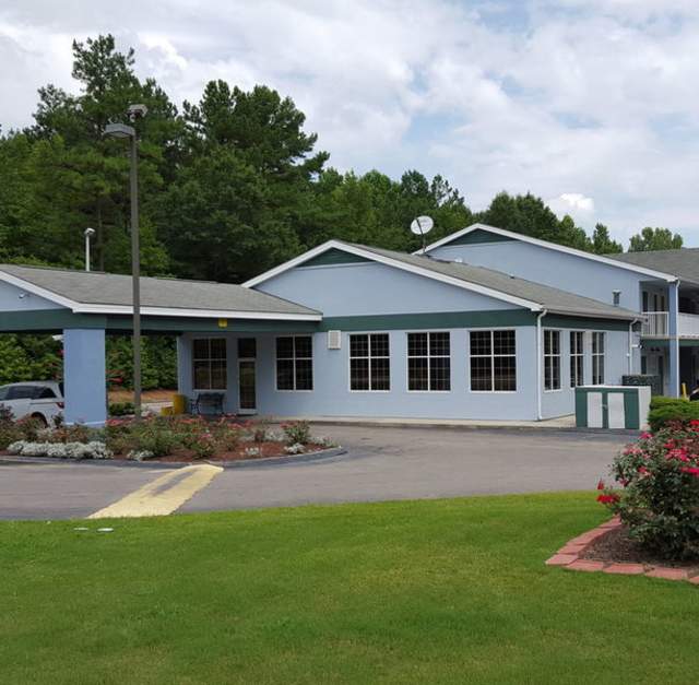 clover leaf motel photos