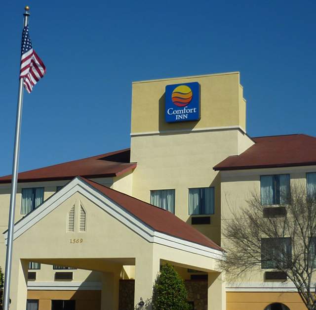 clover leaf motel photos